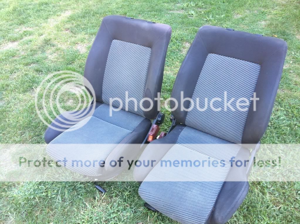 FS: MK3 Sport Cloth Seats on MK1 Sliders | VW Vortex - Volkswagen Forum