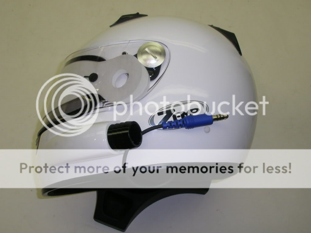 Wiring your racing helmet with a Rugged Radios Helmet Kit | Pirate 4x4